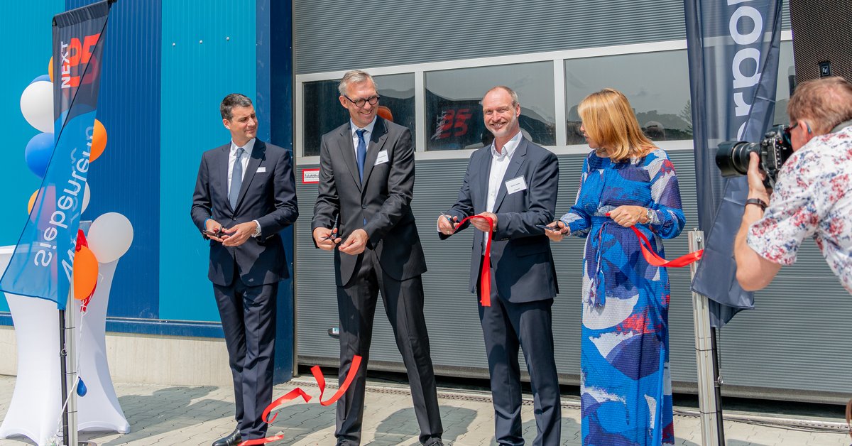 BurdaCommerce: Cyberport eröffnet erweitertes Zentrallager in ...